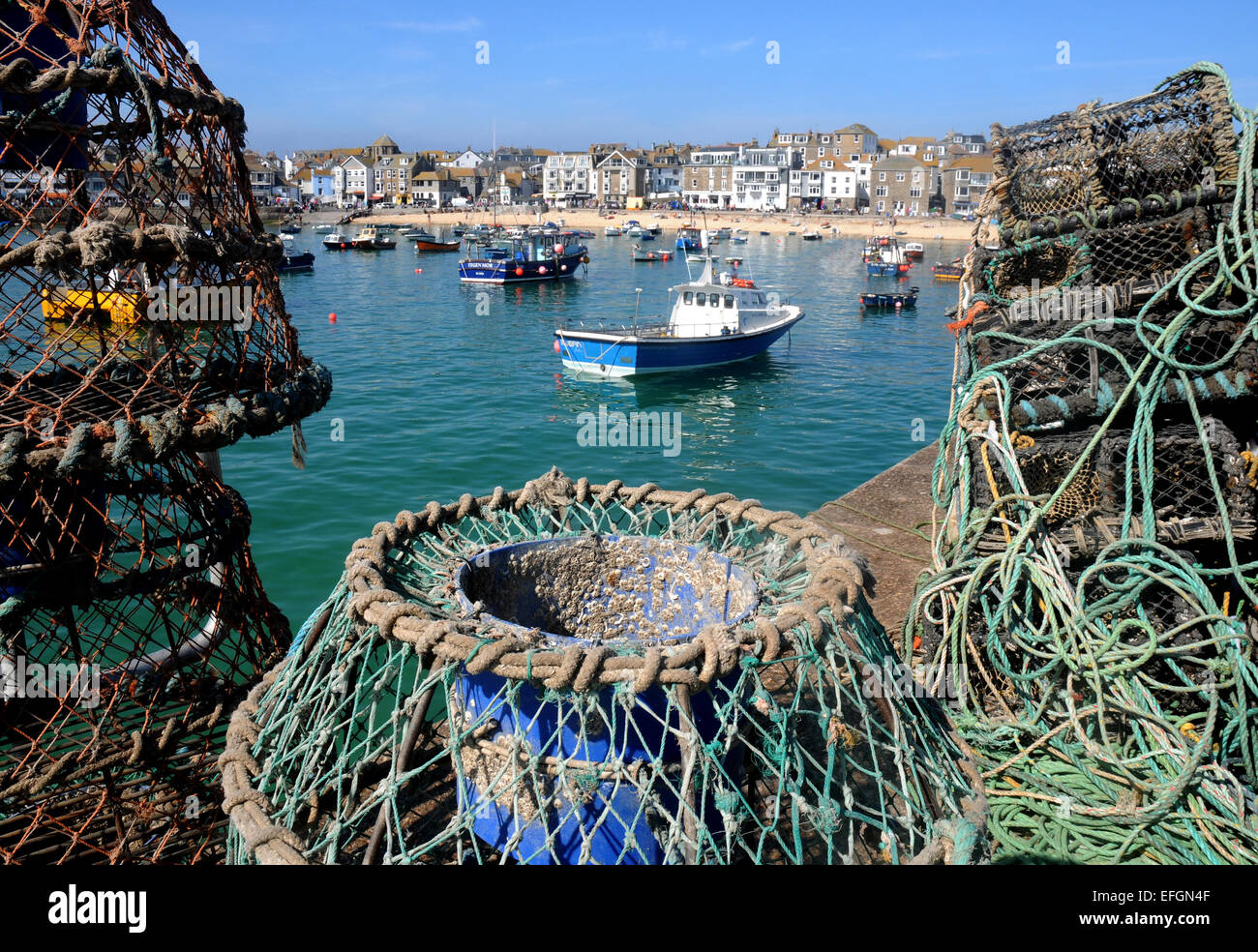 Ives cornwall hi-res stock photography and images - Alamy