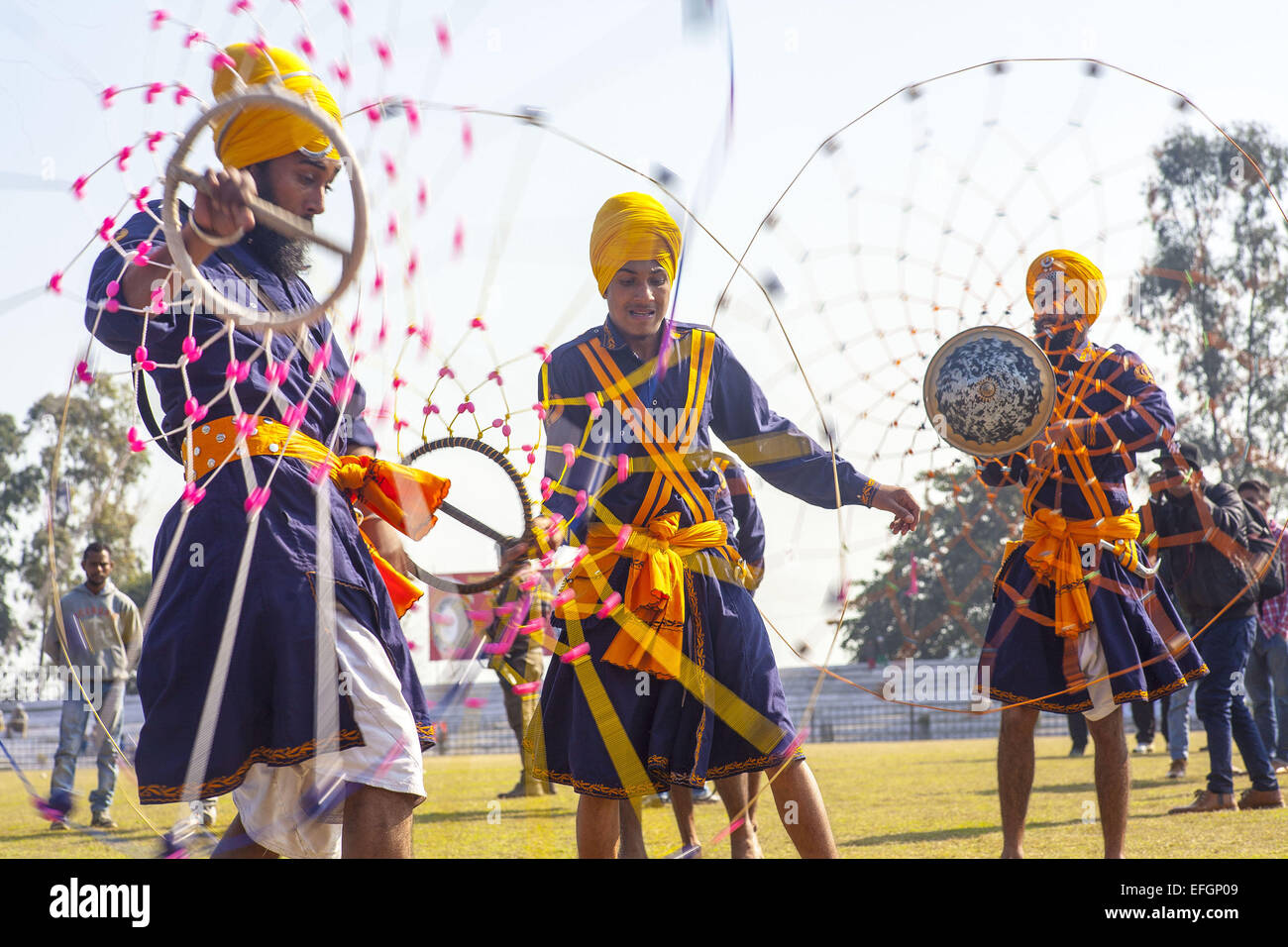 Weapon fighting hi-res stock photography and images - Alamy