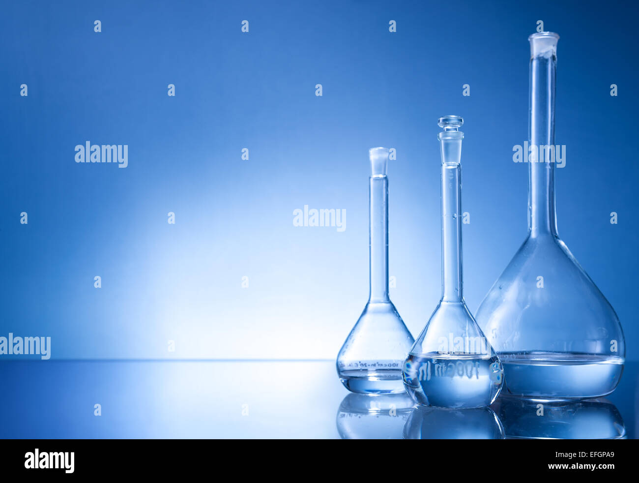 Laboratory flask liquid on hi-res stock photography and images - Alamy