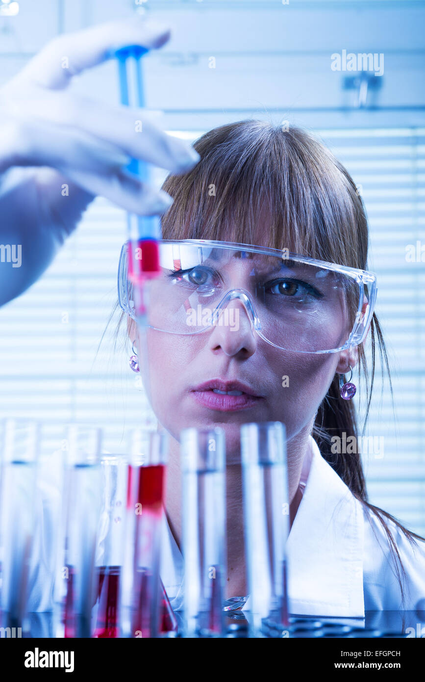 Laboratory people hi-res stock photography and images - Alamy
