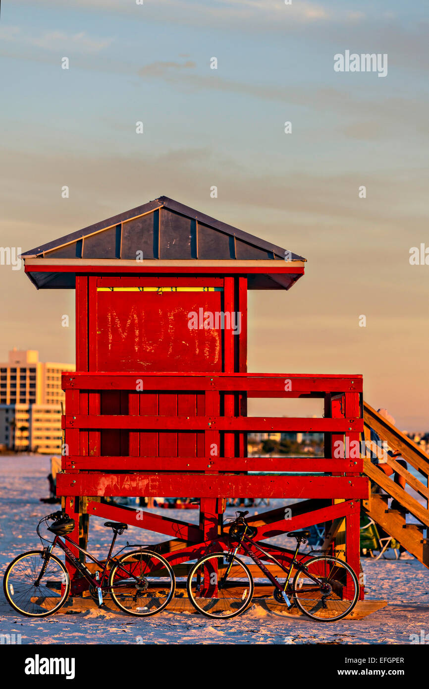 Sunset over Siesta Key beach in Sarasota, Florida Stock Photo - Alamy