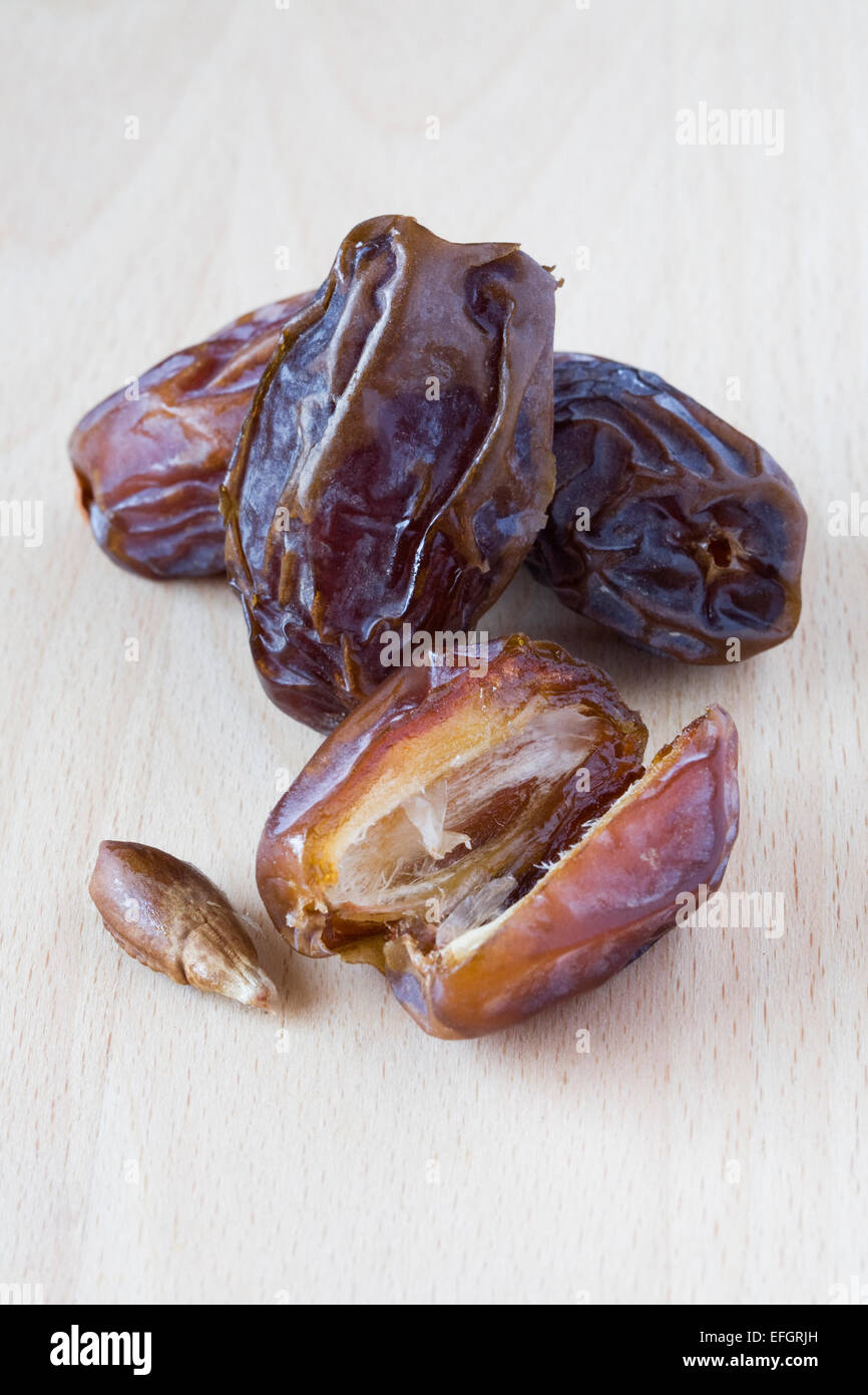 Whole date half date stone hi-res stock photography and images - Alamy
