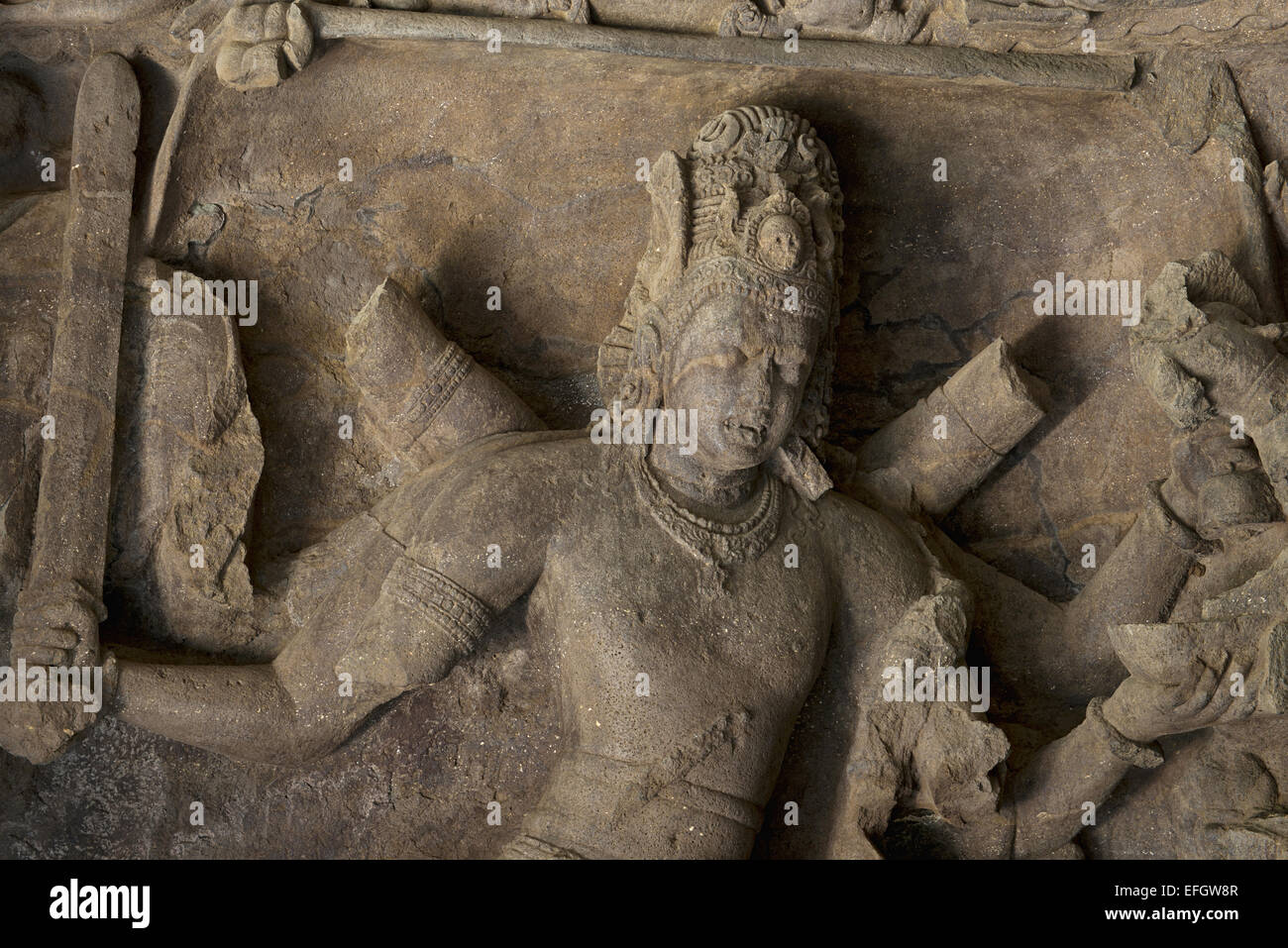 Cave 1 Andhakasura-vadha-murti. Closer view Elephanta Caves, Mumbai ...