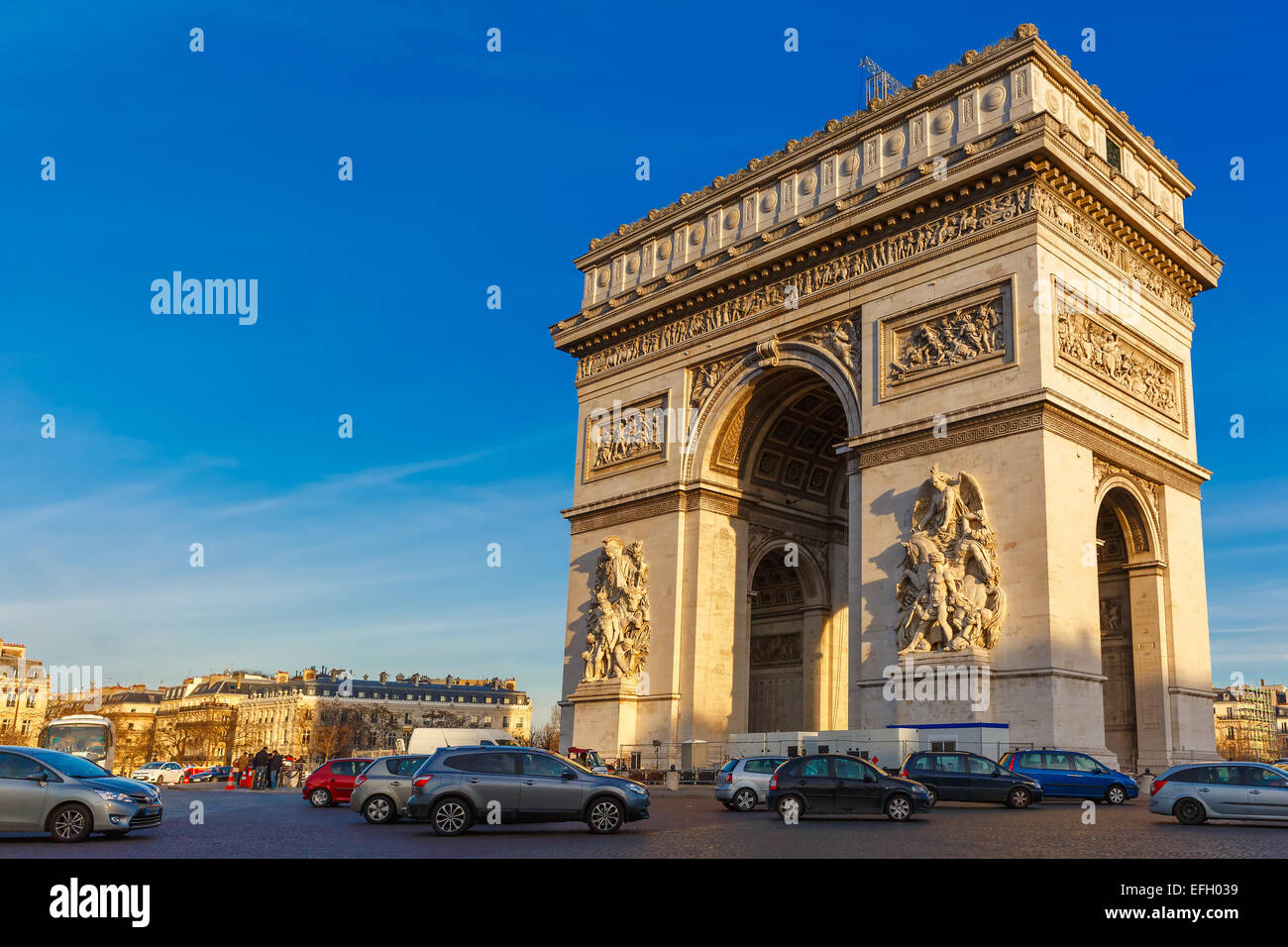 Arc de triomphe hi-res stock photography and images - Alamy