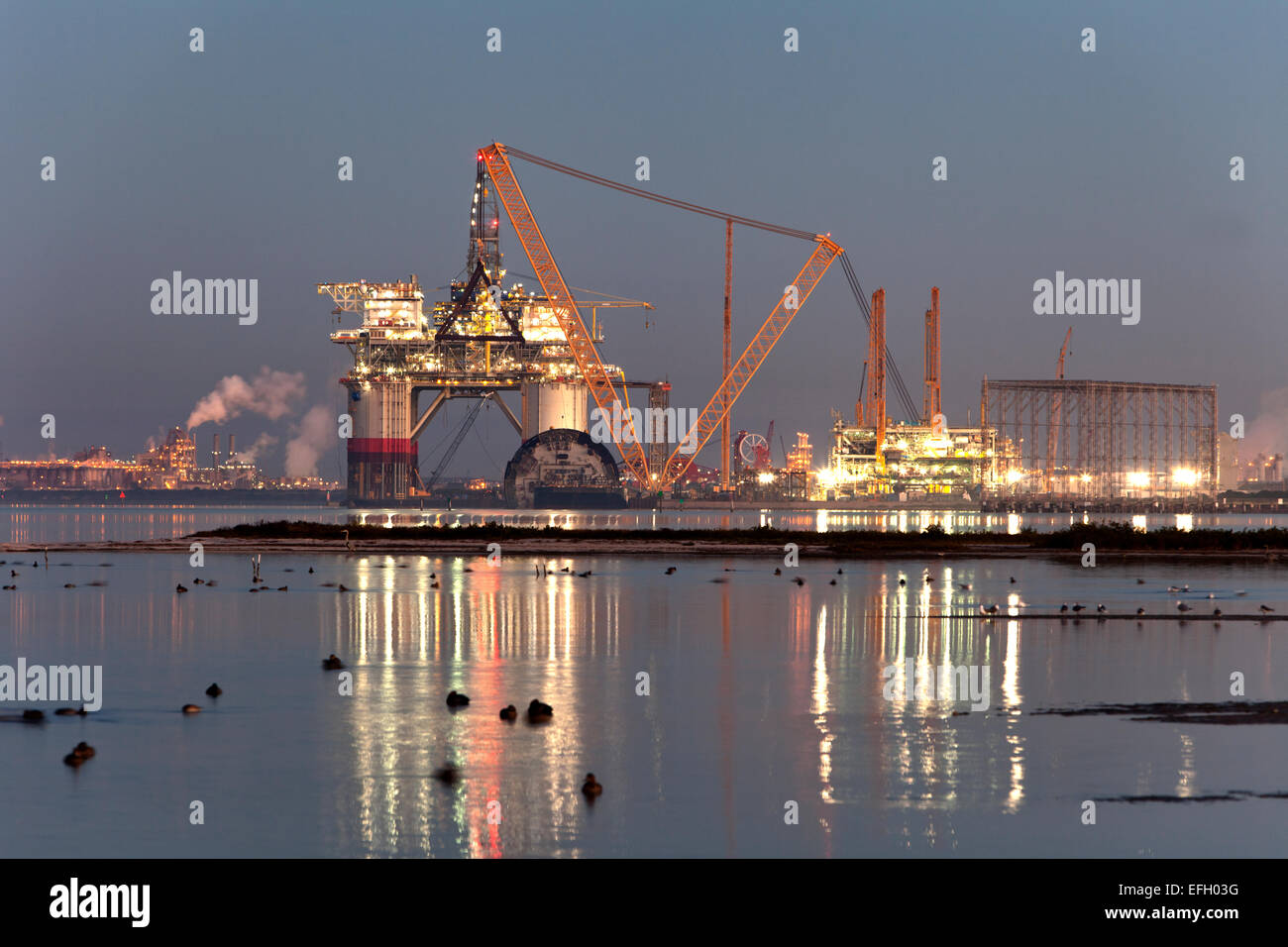 Construction of 'Big Foot' deepwater oil & gas platform nearing ...
