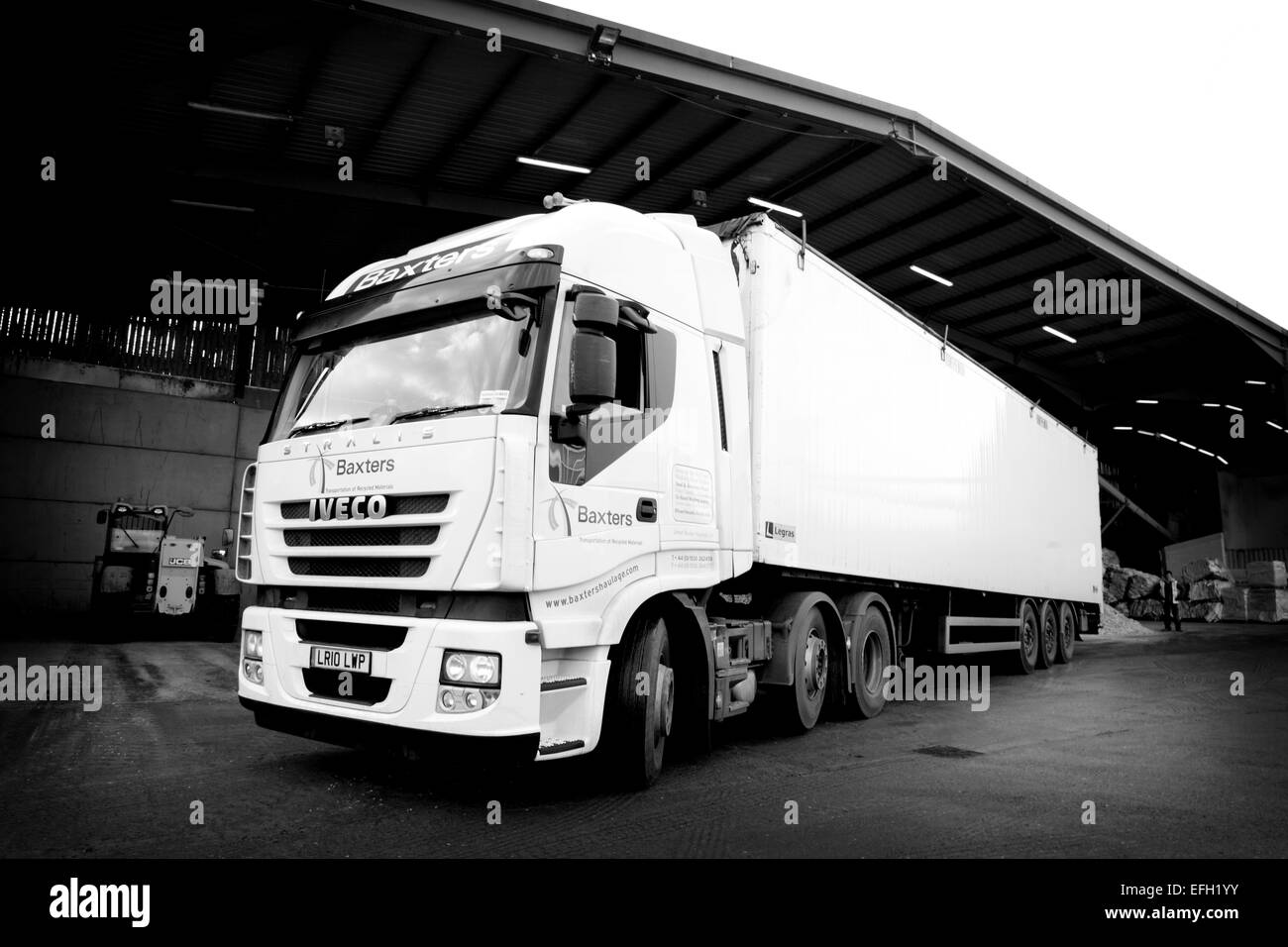 Lorry Black and White Stock Photos & Images - Alamy