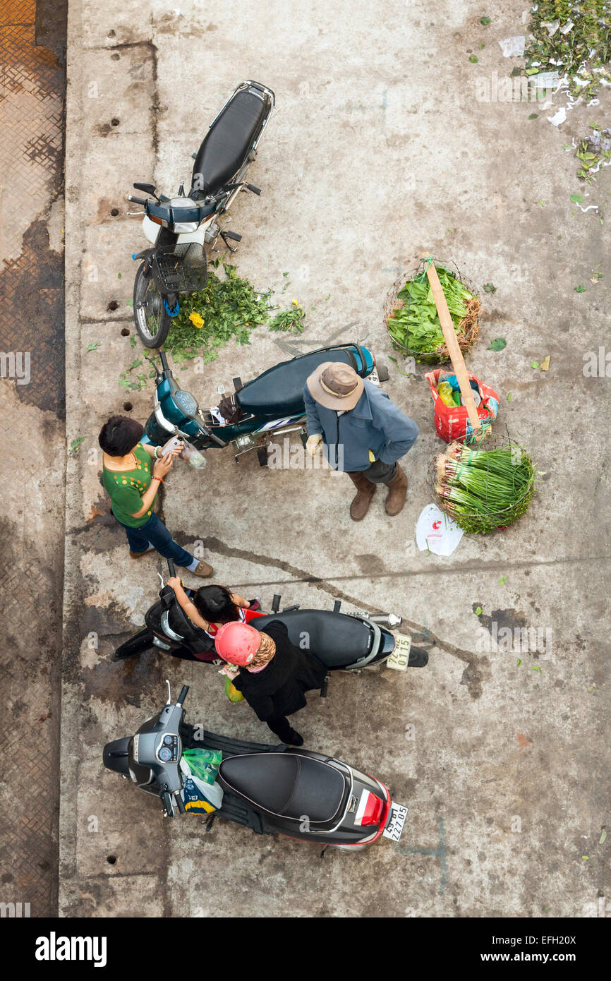 Vietnamese children from above hi-res stock photography and images - Alamy