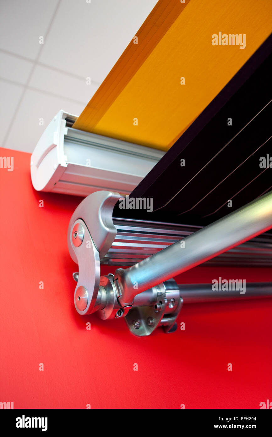 Electric mechanism hi-res stock photography and images - Alamy