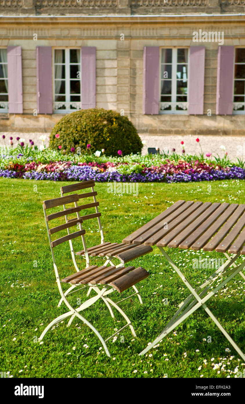 Spring in the medoc hi-res stock photography and images - Alamy