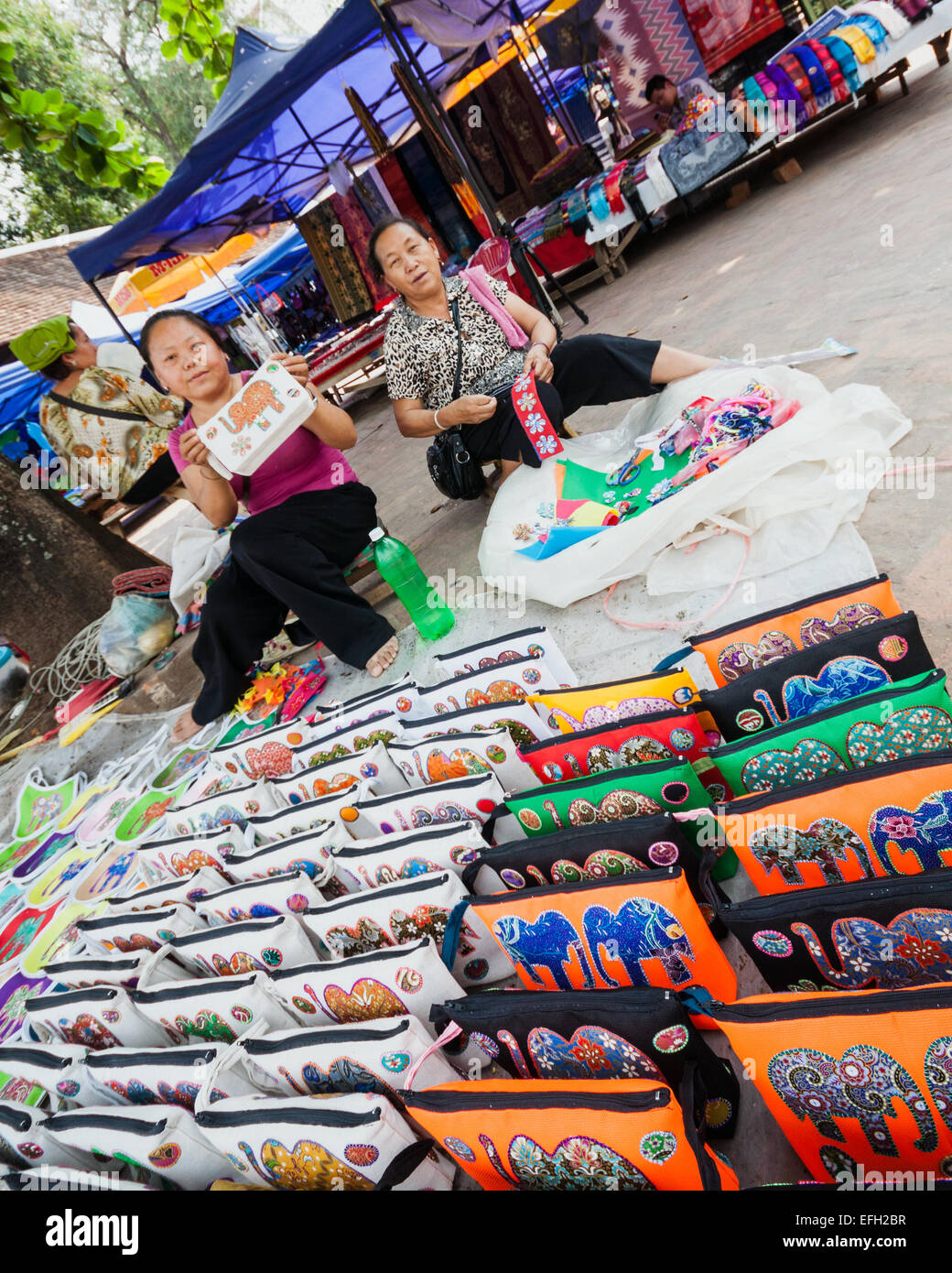 Beautiful laos women hi-res stock photography and images - Alamy
