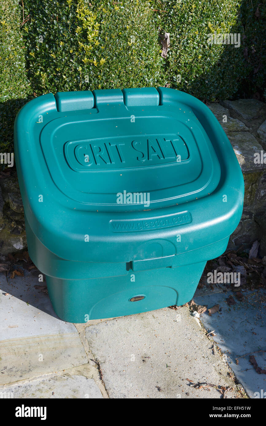Grit box hi-res stock photography and images - Alamy