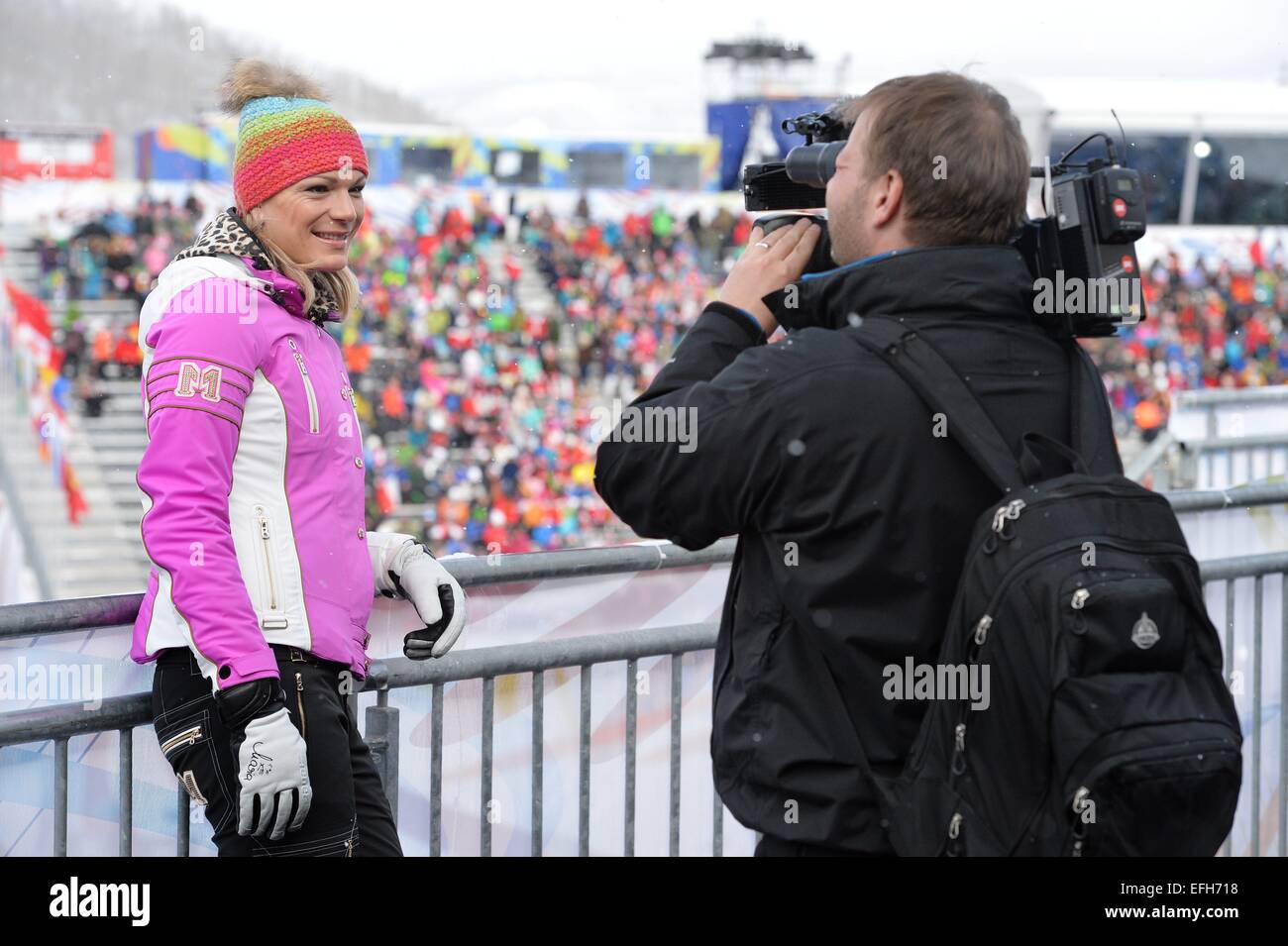 Commentator ski hi-res stock photography and images - Alamy