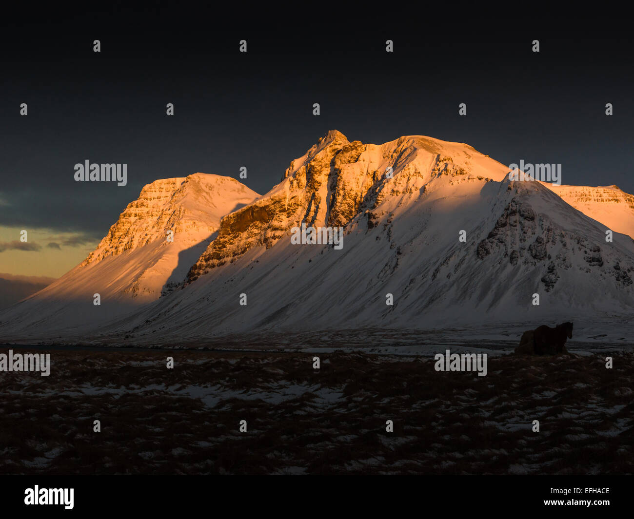 Icelandic sunset hi-res stock photography and images - Alamy