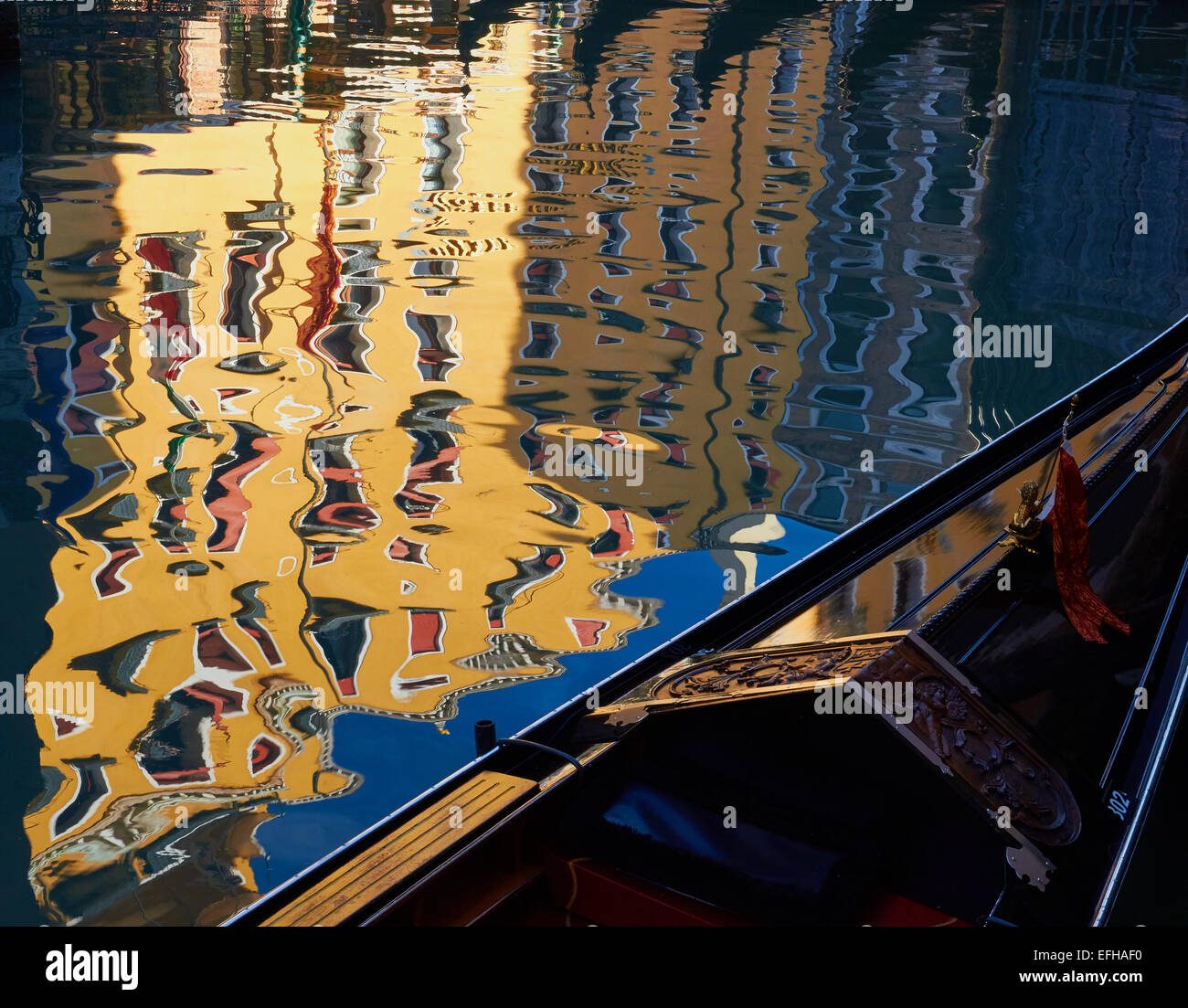 Gondolas reflection venice hi-res stock photography and images - Alamy