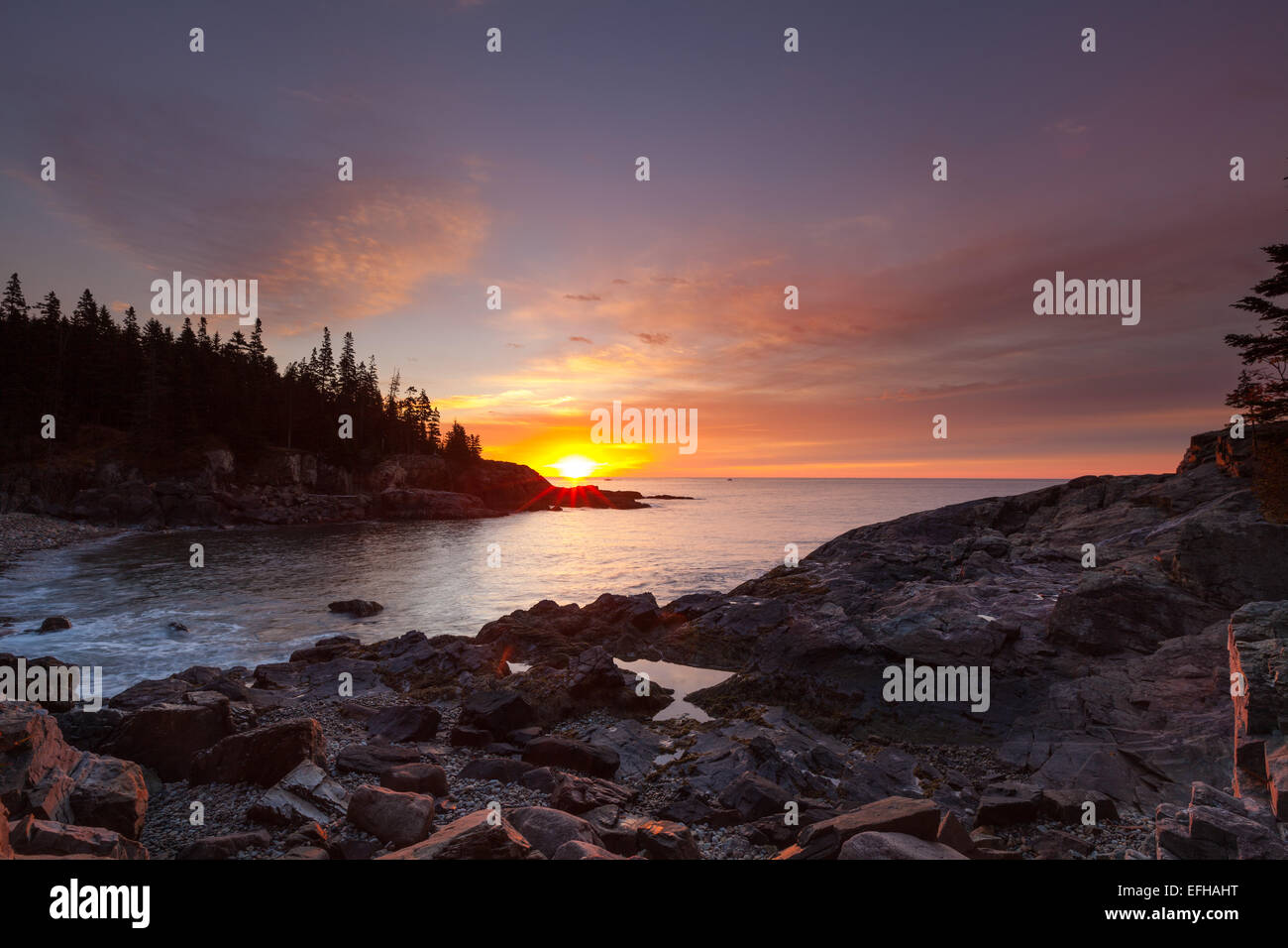 Sunrise at Little Hunters Beach, Acadia National Park, Maine, USA Stock ...