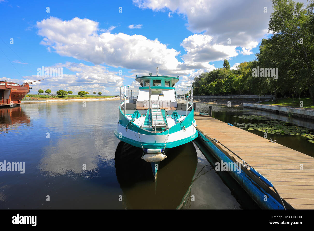 Berth ship hi-res stock photography and images - Alamy