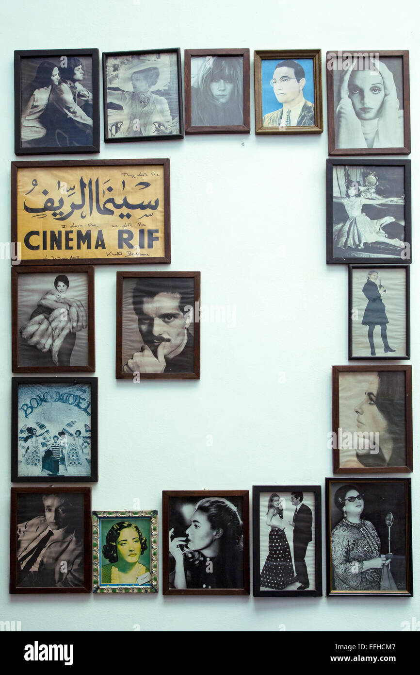 African cinema hi-res stock photography and images - Alamy