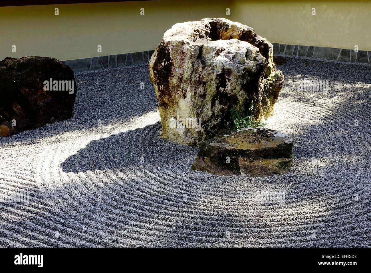 Karesansui late rock garden at Morikami Japanese Gardens, Delray Beach ...