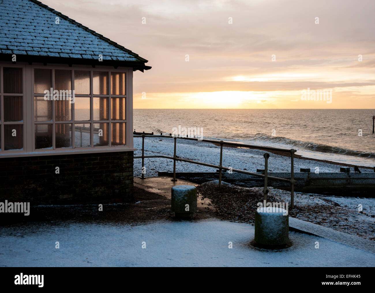 Coast seaside rustington hi-res stock photography and images - Alamy