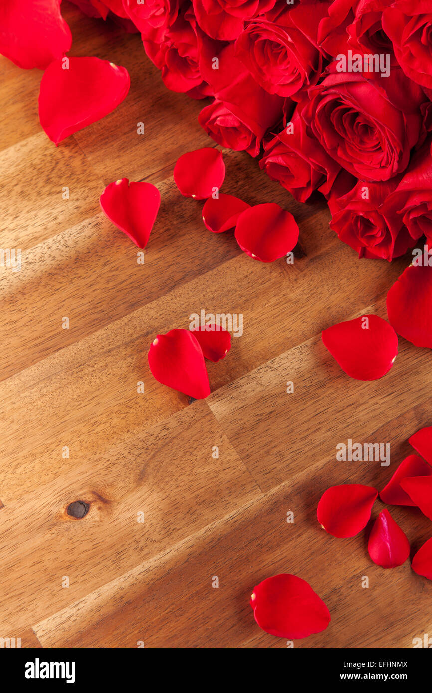 Roses on desk hi-res stock photography and images - Alamy