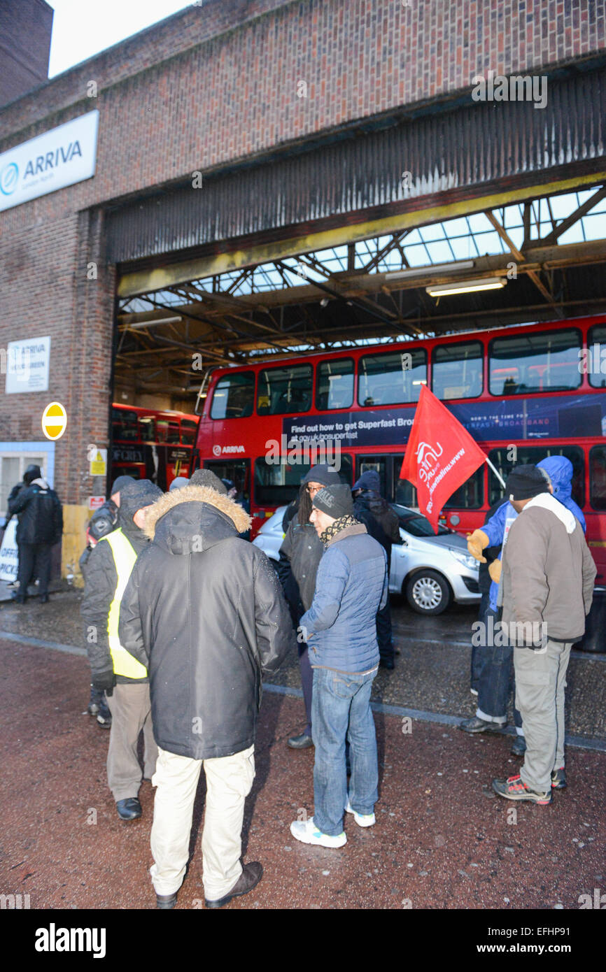 Wood Green, London, UK. 5th February 2015. Wood Green bus station ...