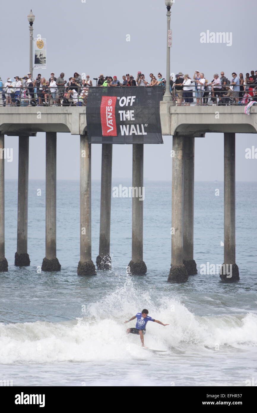2014 Vans US Open of Surfing - Competition Finals Featuring: Atmosphere ...