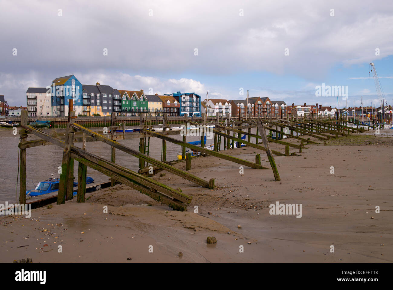 Littlehampton houses hi-res stock photography and images - Alamy
