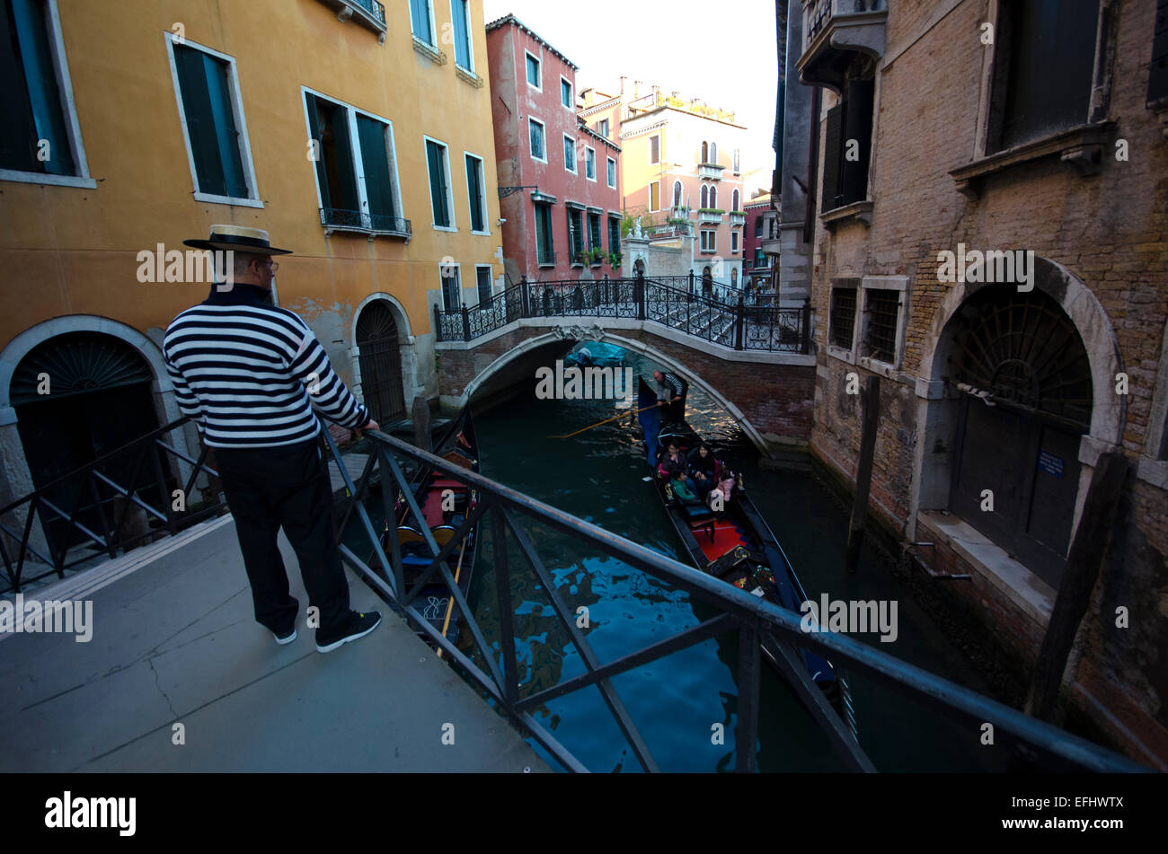 Gondolier venice gondola canal rowing buildings italy venezia italia hi ...