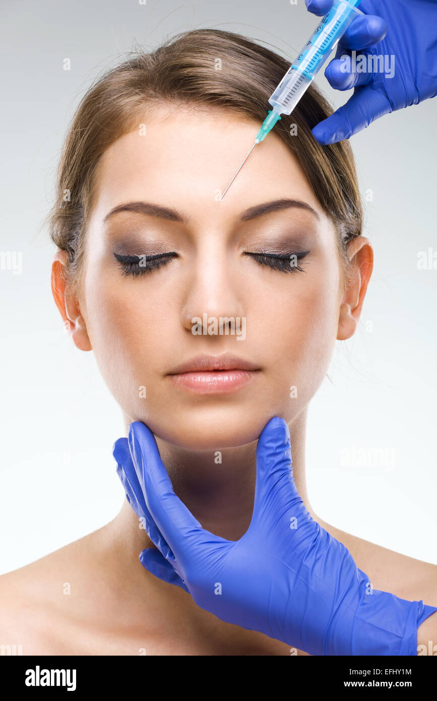 Surgery injections hi-res stock photography and images - Alamy