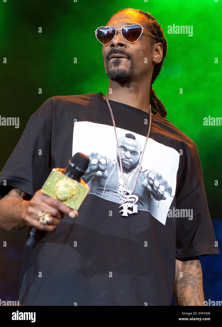 Snoop Dogg performs live at Liseberg amusement park in front of 40,000 ...