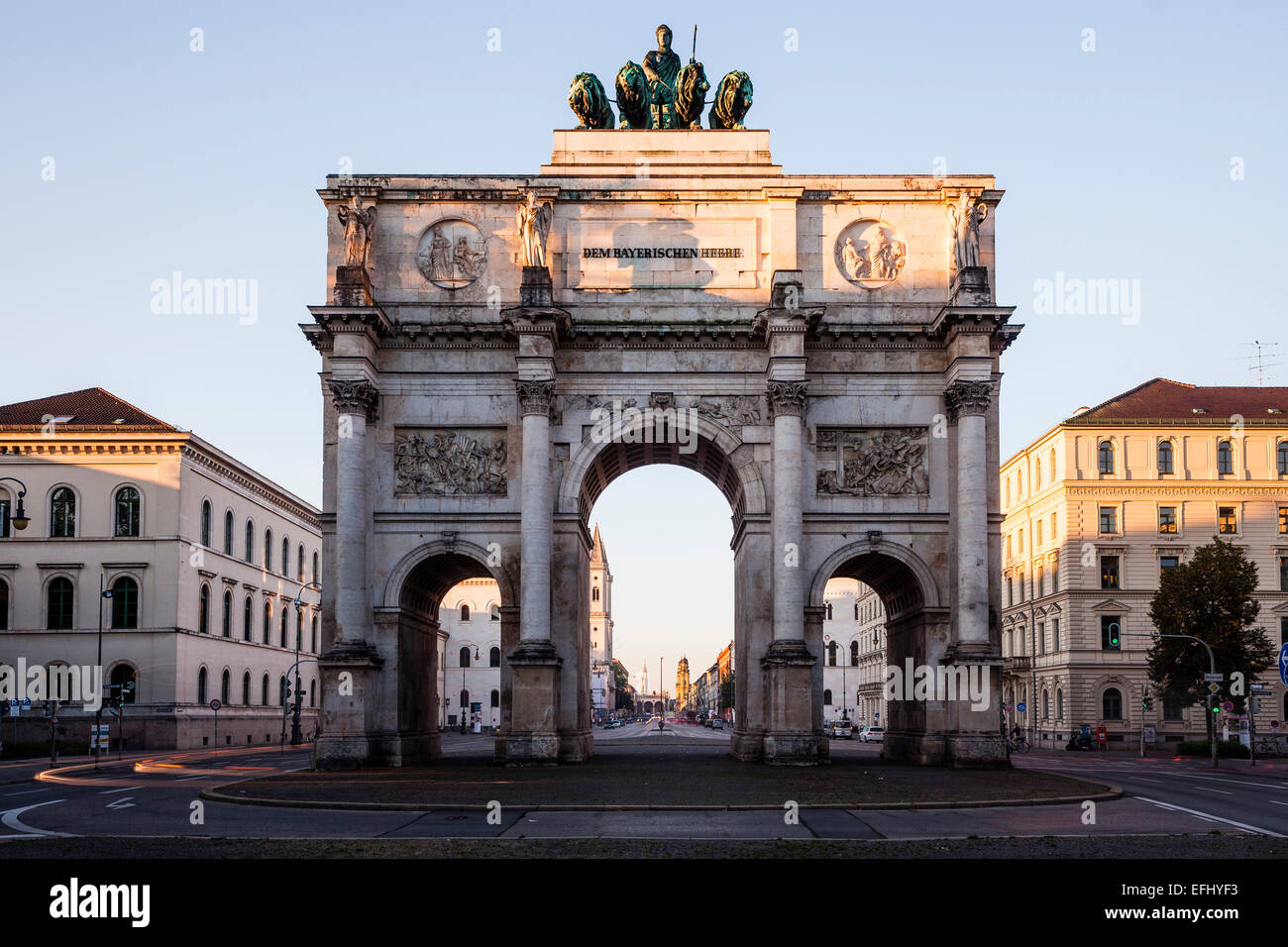 Victory gate at munich hi-res stock photography and images - Alamy