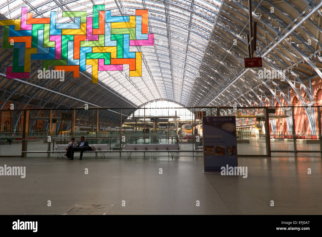 Magnificent station architecture hi-res stock photography and images ...