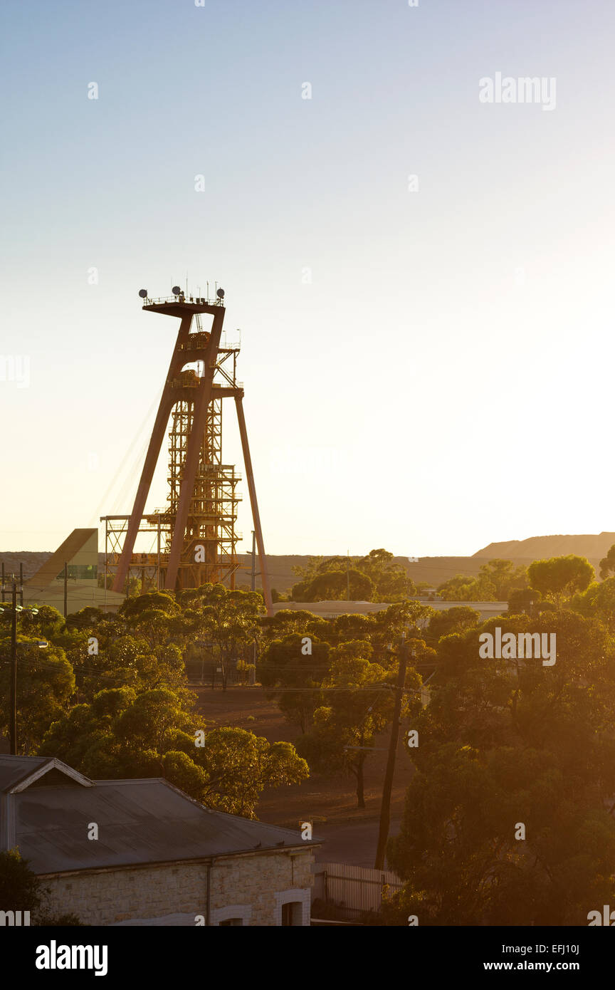 Gold mine winding tower, Kalgoorlie, Western Australia Stock Photo - Alamy