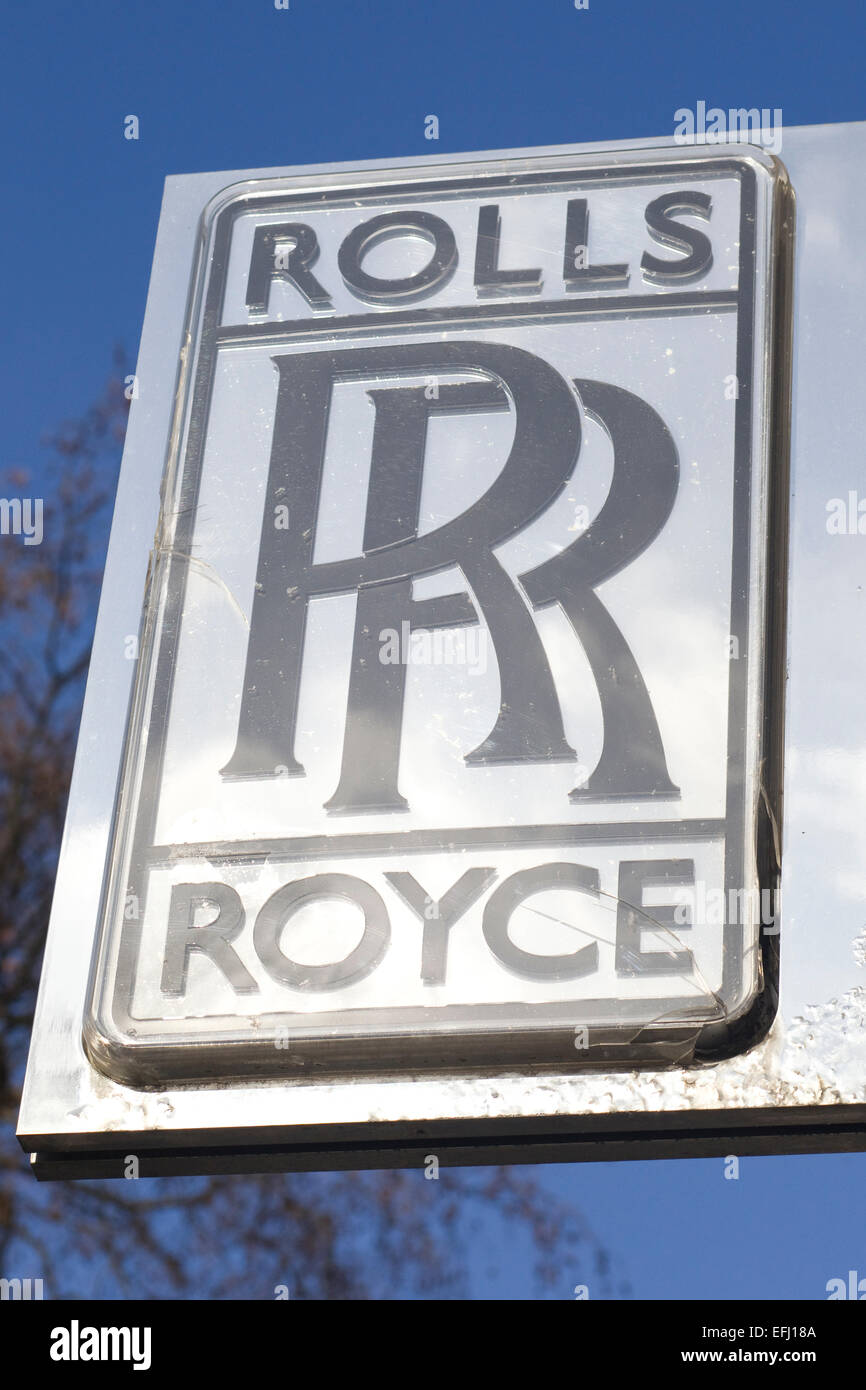 Rolls royce emblem hi-res stock photography and images - Alamy