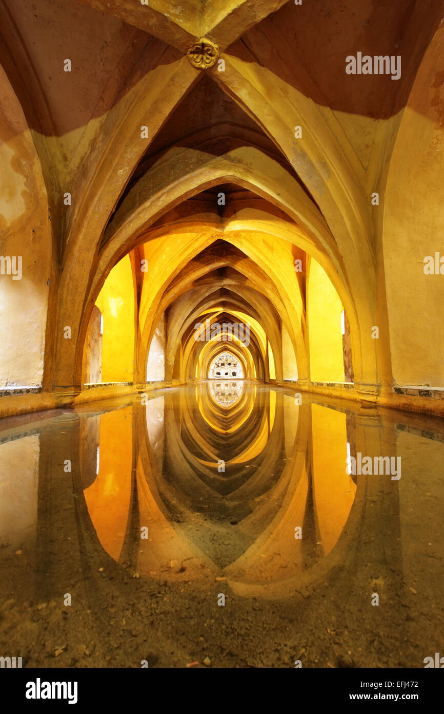 Moorish bath, seville hi-res stock photography and images - Alamy