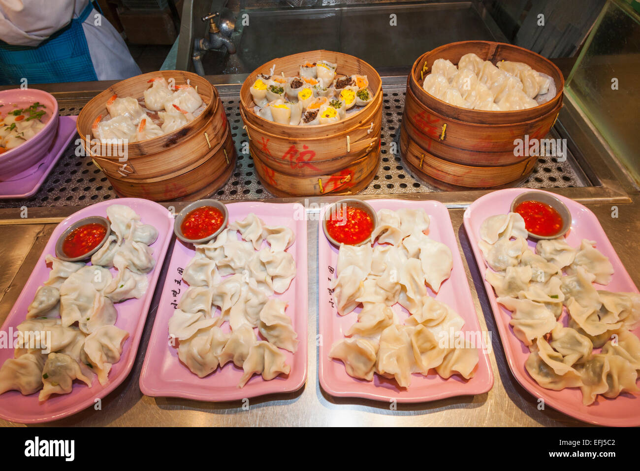 China, Shanghai, Yuyuan Garden, Restaurant Display of Steamed Dumplings ...