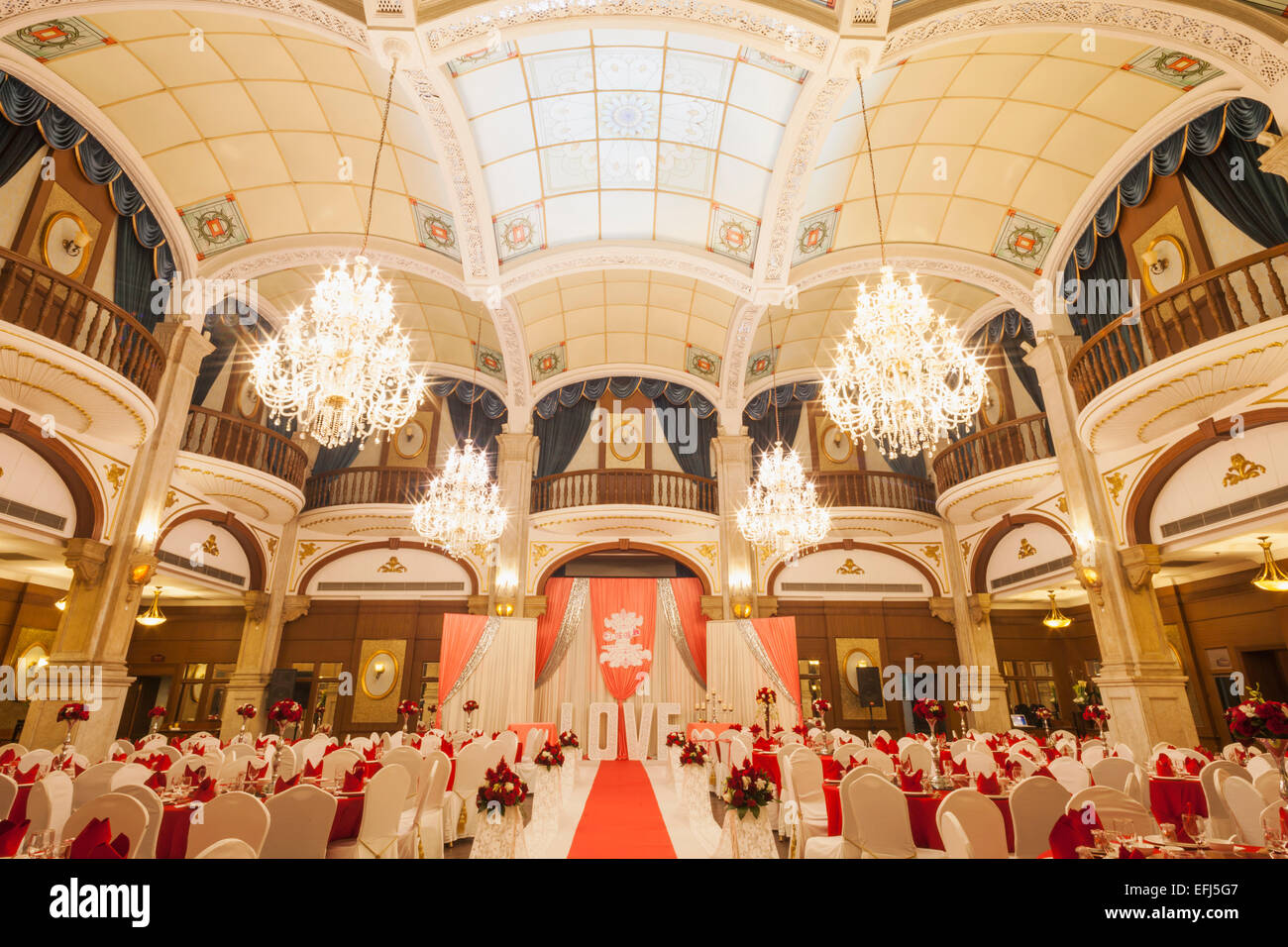 Astor house shanghai hi-res stock photography and images - Alamy