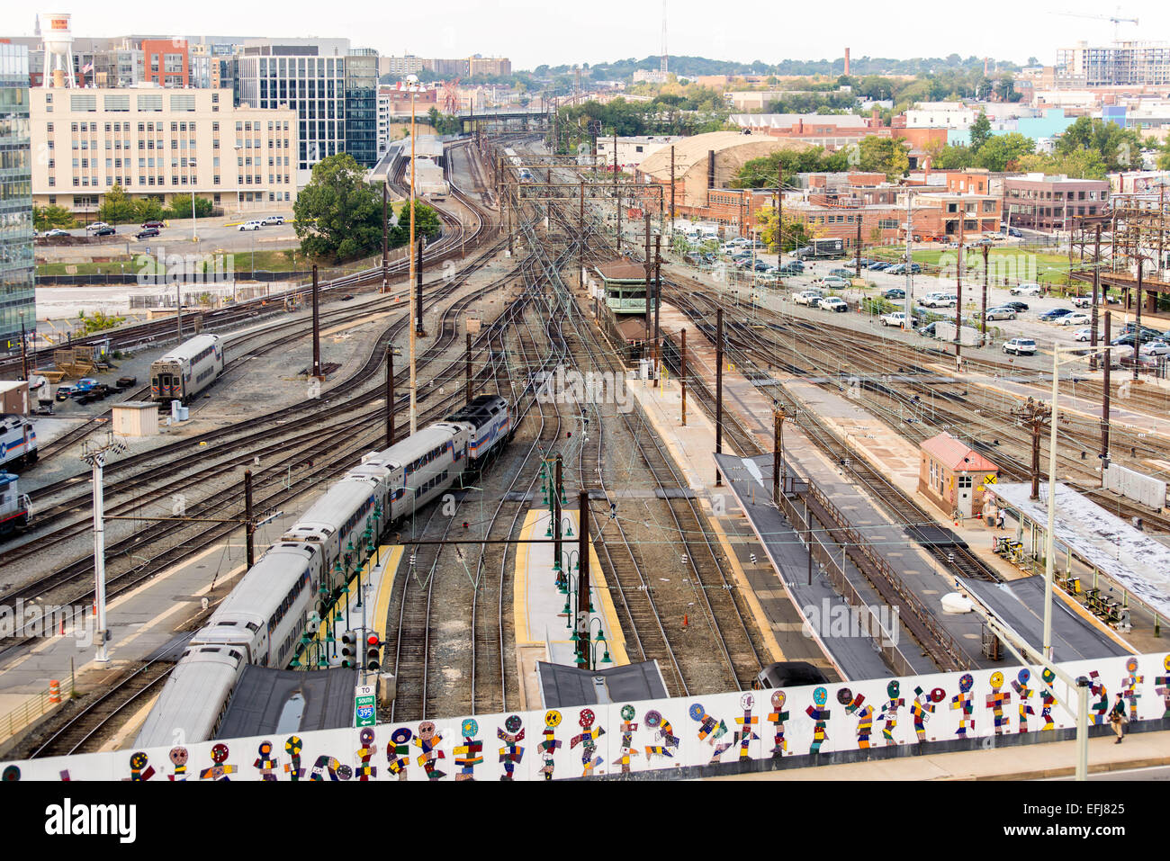 Overhead station hi-res stock photography and images - Alamy