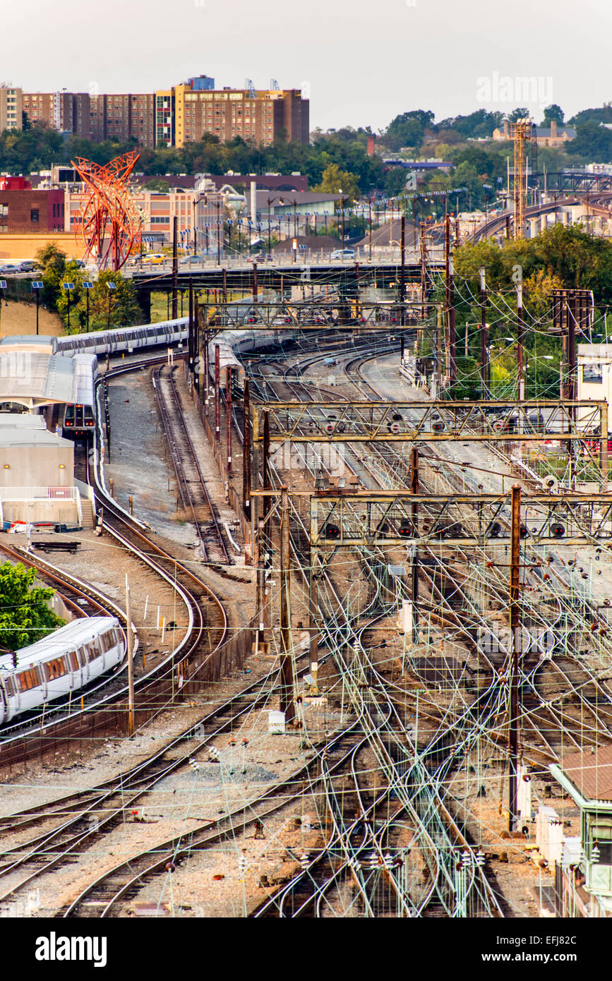 Washington, DC: Trains and overhead cables at Union Station Stock Photo ...