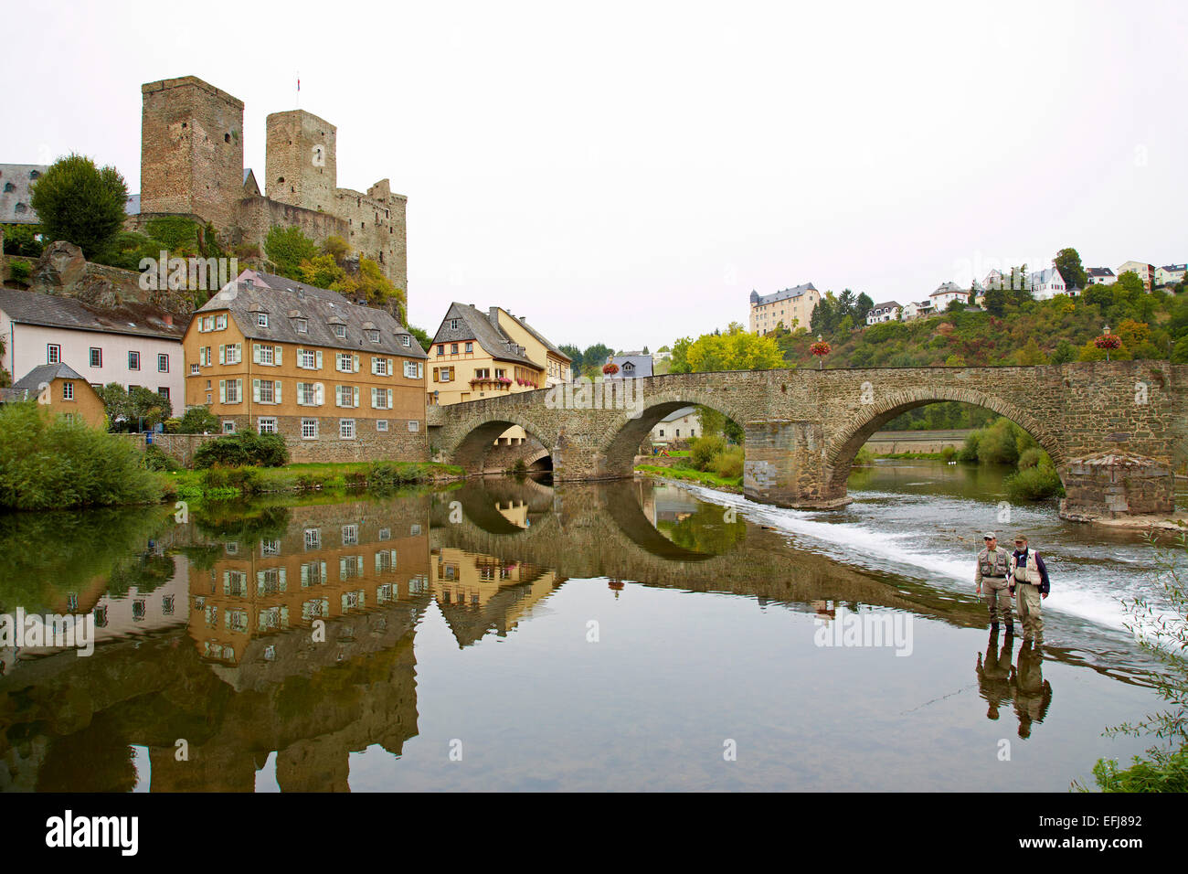 Runkel castle and stone arch bridge, Runkel, Westerwald, Taunus, Hesse ...
