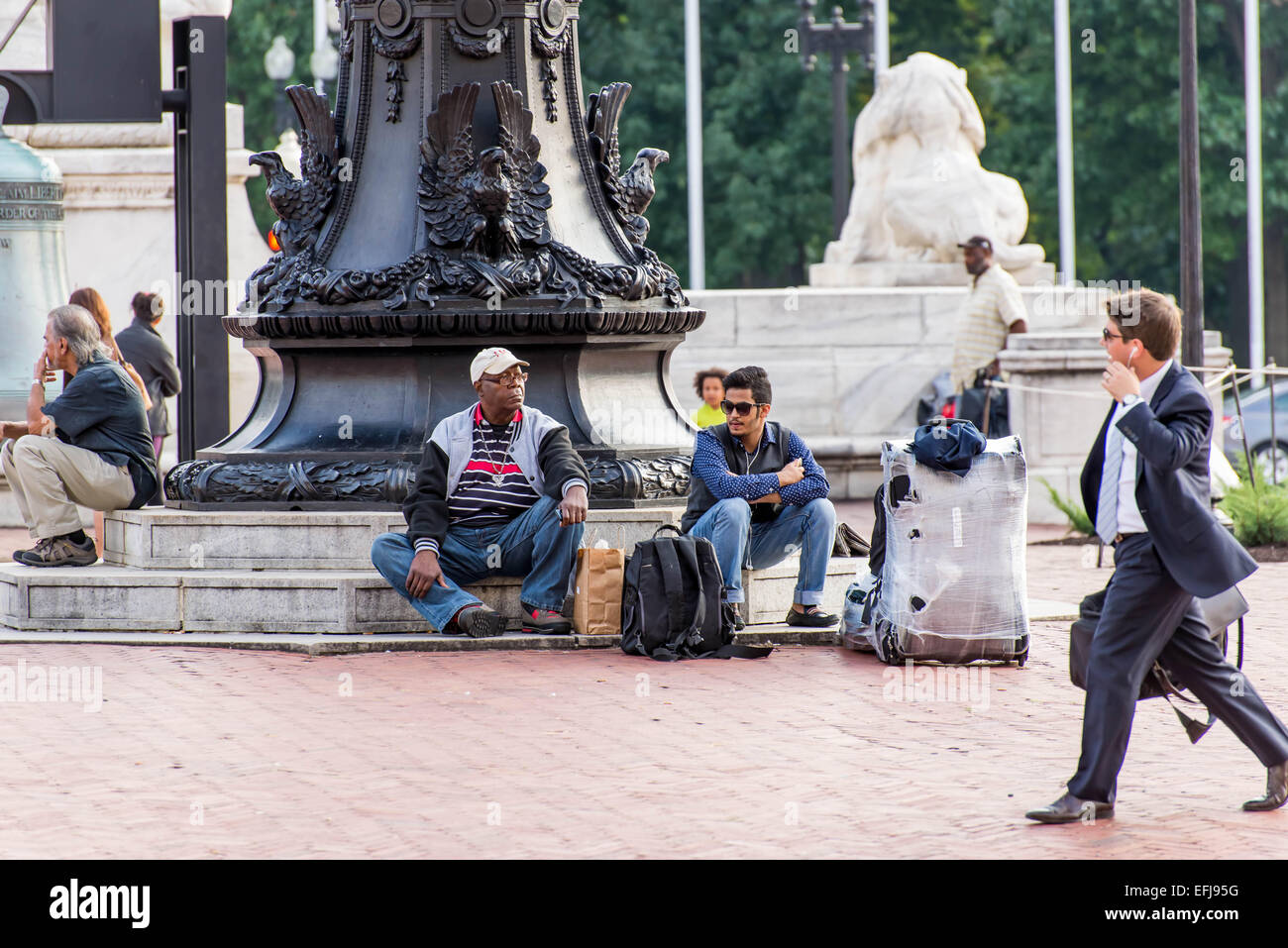 October 2, 2014: Washington, DC, people traveling through Union Station ...