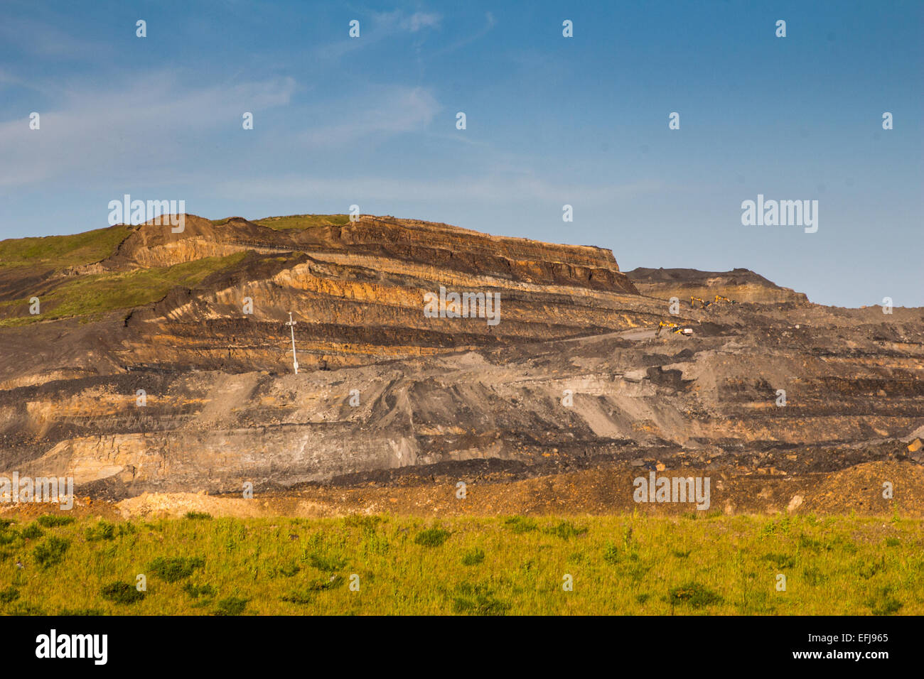 Wales open cast mining hi-res stock photography and images - Alamy