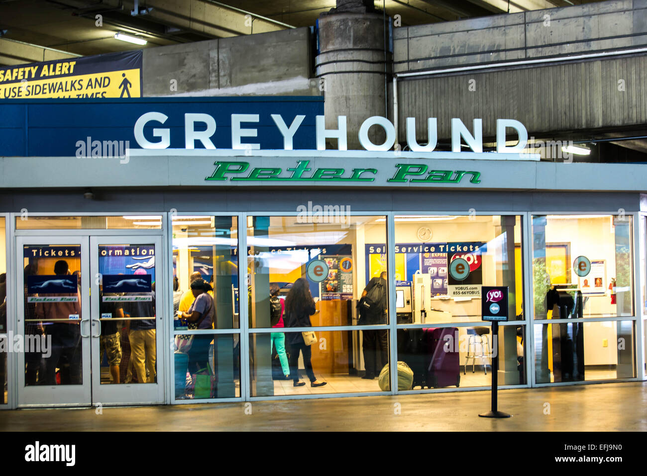 October 3, 2014: Washington, DC Union Station Greyhound bus terminal ...