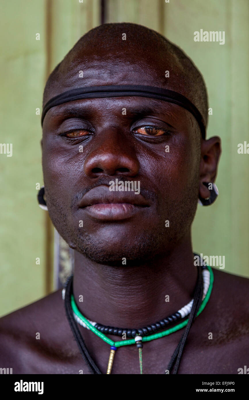 Portrait Mursi Man Mursi Tribal High Resolution Stock Photography and ...