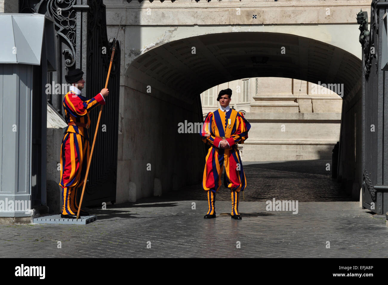 Swiss armed forces hi-res stock photography and images - Alamy
