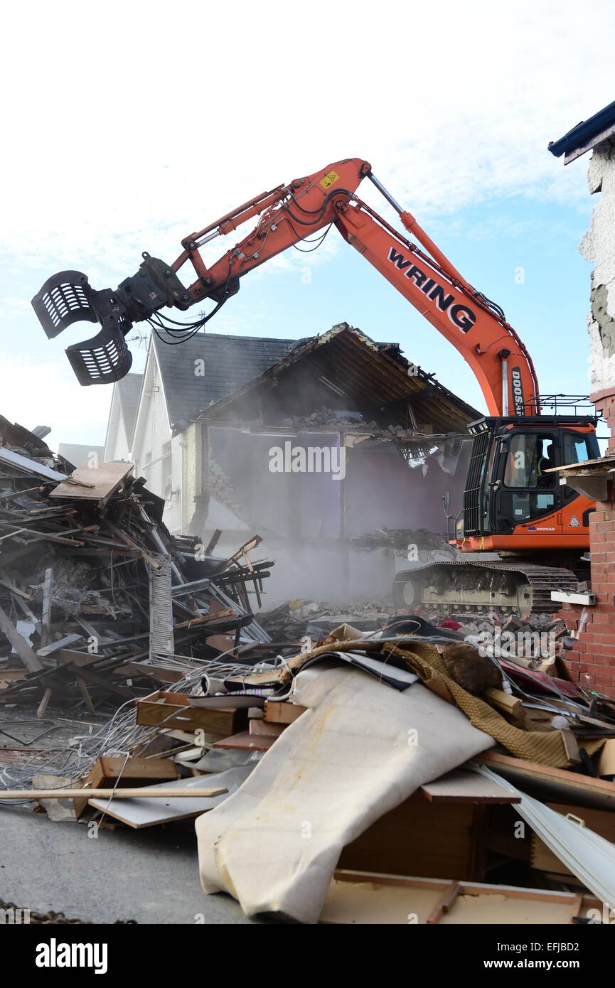 Uk demolition sites hi-res stock photography and images - Alamy