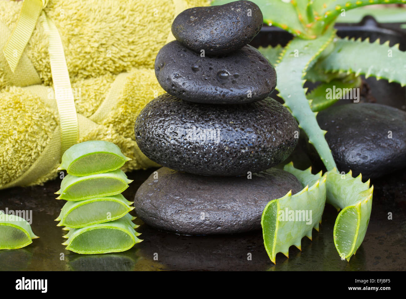 Aloe vera spa hi-res stock photography and images - Alamy