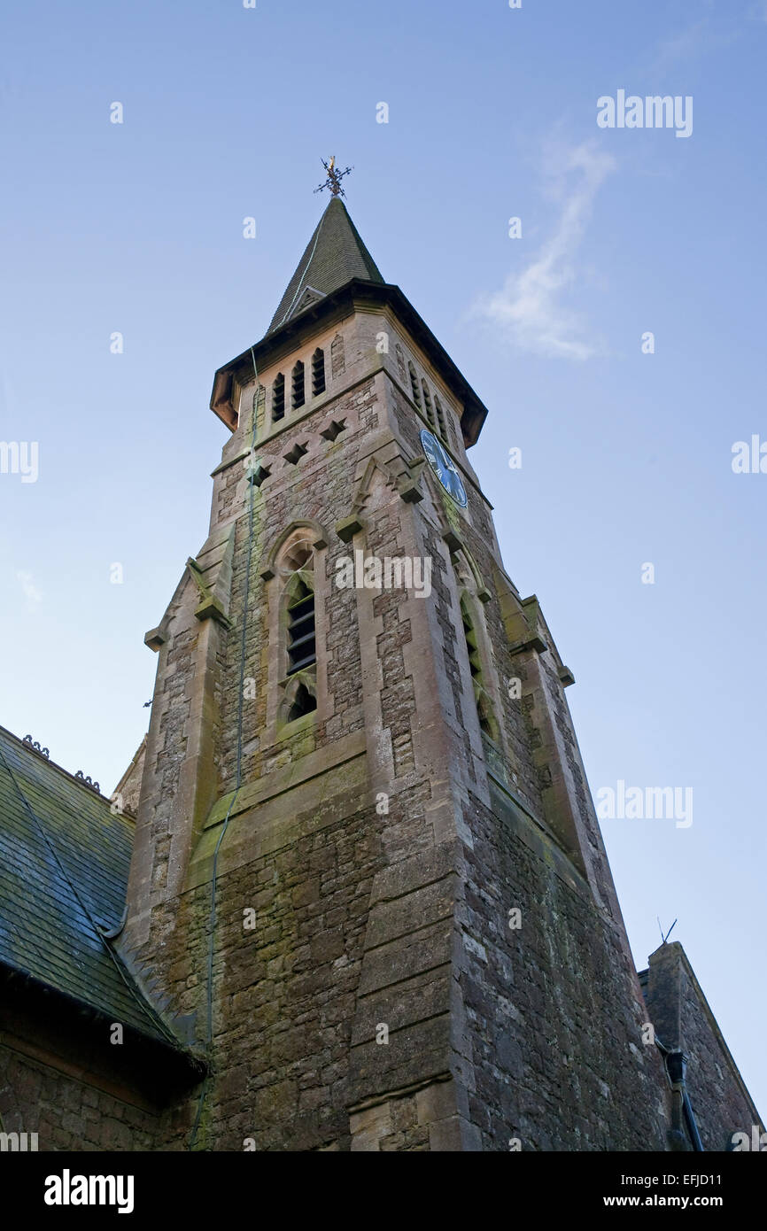 Blue skies over the spire of St Mary's Church in Ide Hill in Kent Stock ...