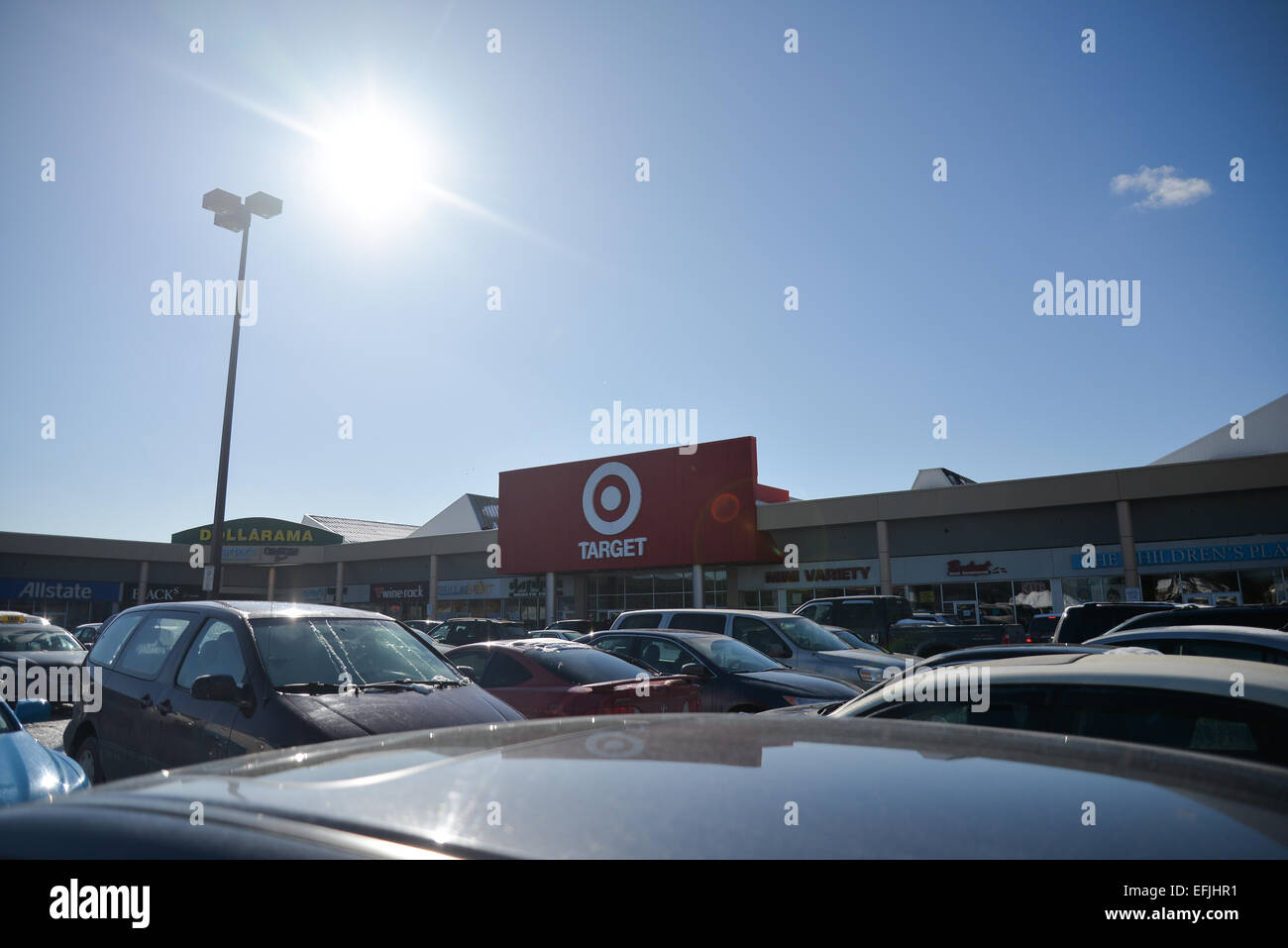 Canadianstores hi-res stock photography and images - Alamy