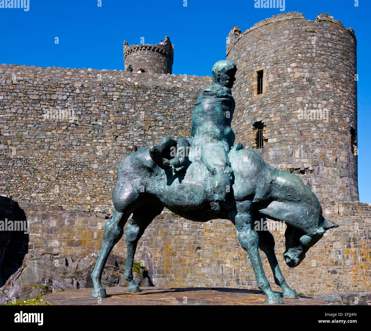Harlech castle in wales hi-res stock photography and images - Alamy